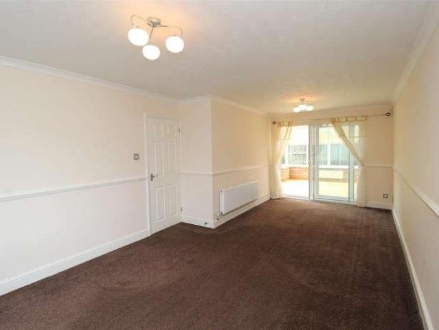 Holmsey Green Gardens, Beck Row, IP28