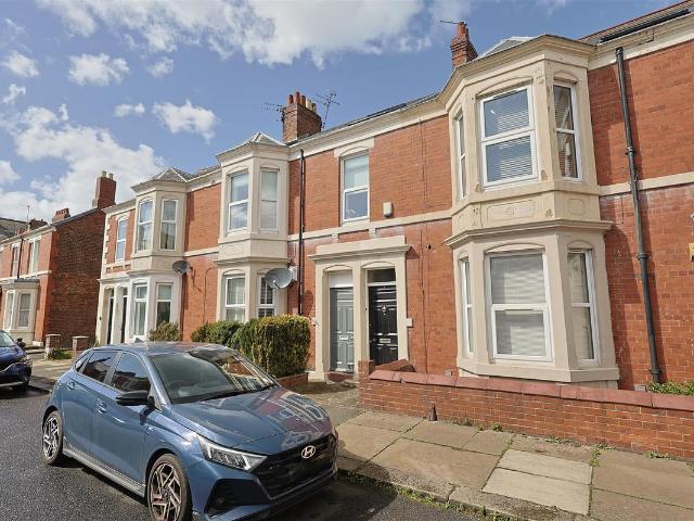 Holmwood Grove, Jesmond, Newcastle Upon Tyne NE2, 6 bed maisonette to rent, £3,380 pcm | PrimeLocation