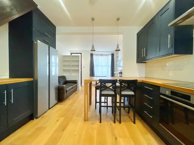 Holness Road, London, E15 2 bed house to rent £2,050 pcm £473 pw