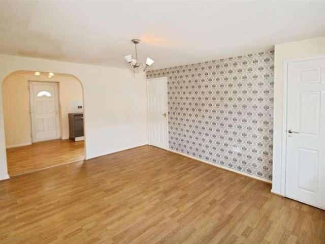 Hopton Avenue, Bradford, BD4