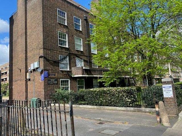 Hopton House, Loughborough 3 bed flat to rent £2,600 pcm £600 pw