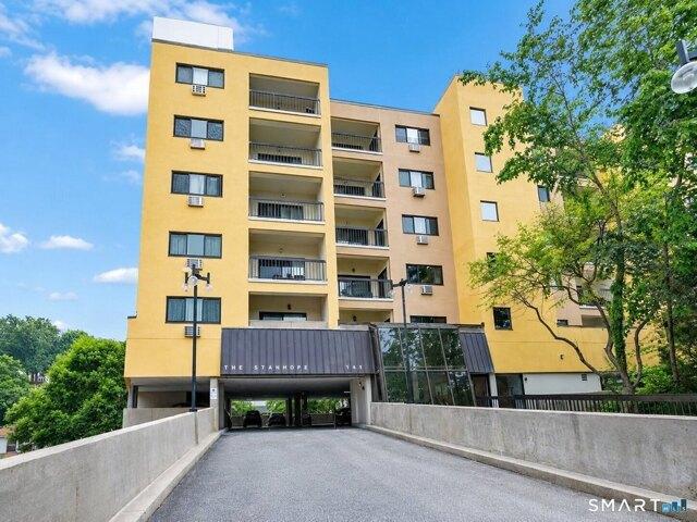 Hope St Unit B, Stamford, Condo For Sale