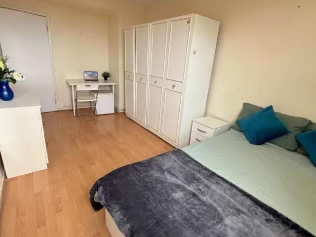 Hope Street, London E14, Room to rent, £1,000 pcm | PrimeLocation