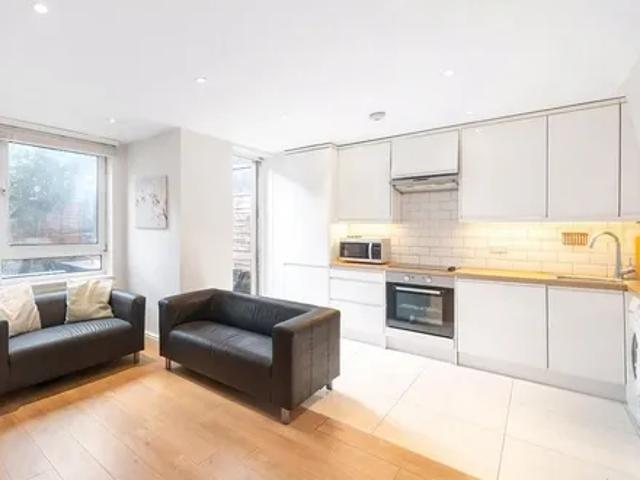 Hope Street, London, SW11 2BZ, United Kingdom | 4 bed house for rent #167752232 | Rentberry