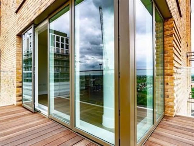 Hopgood Tower, Pegler Square, London SE3, 2 bed flat to rent, £2,800 pcm | PrimeLocation