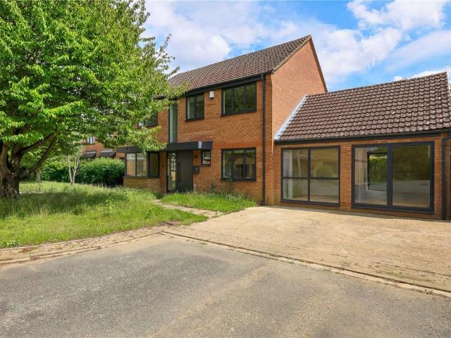 Hopkins Close, Cambridge, Cambridgeshire 5 bed detached house to rent £2,950 pcm £681 pw