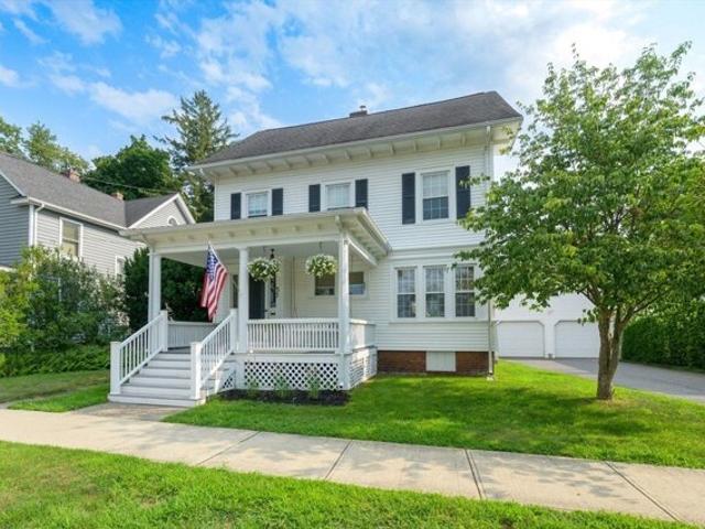 Hopkins Pl, Longmeadow, Home For Sale