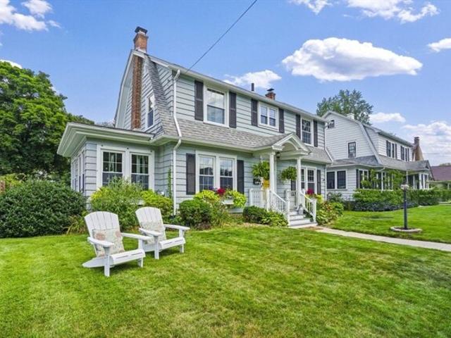 Hopkins Pl, Longmeadow, Home For Sale