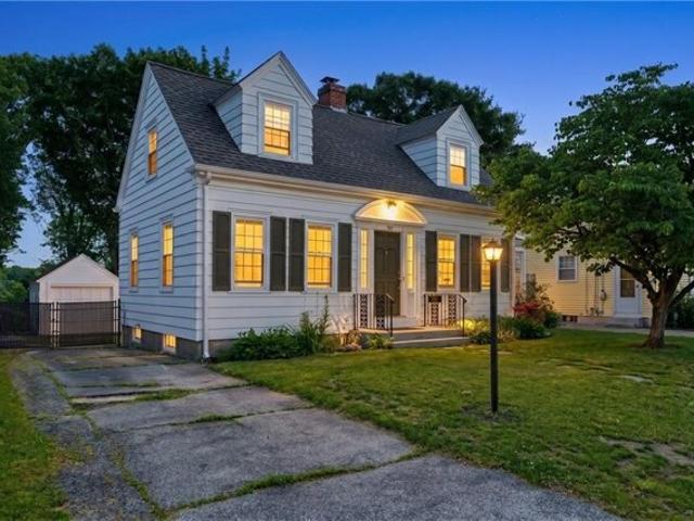 Hopkins Ter, Cumberland, Home For Sale