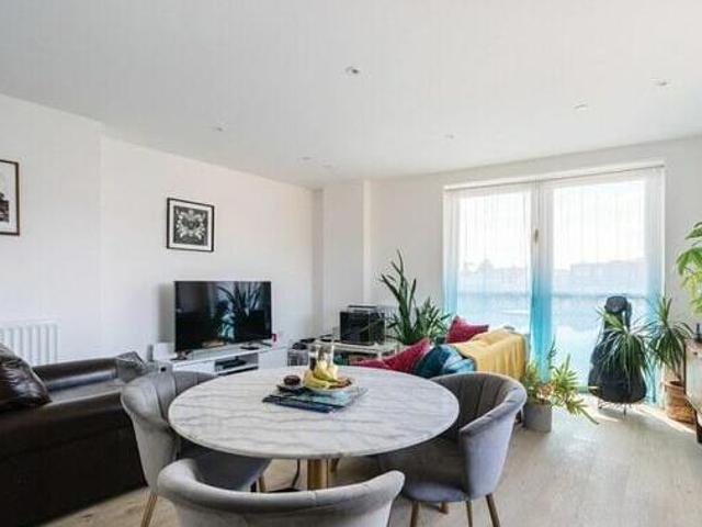 Hops House, Walthamstow, 2 Bedroom Flat