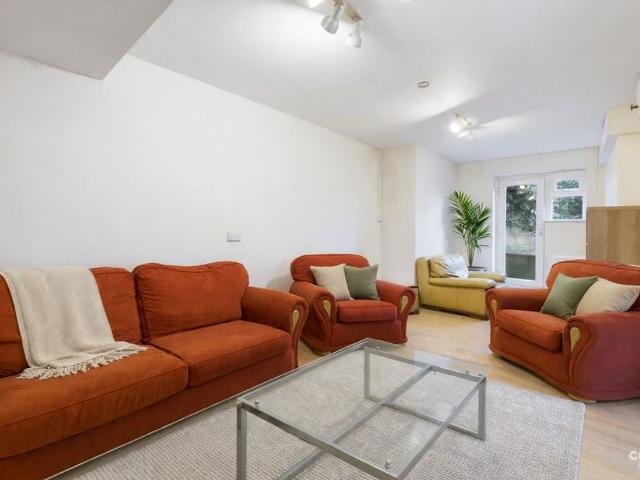 Horton Road, Brighton BN1, 6 bed semi detached house to rent, £554 pcm | PrimeLocation
