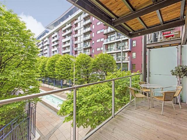 Horace Building, 364 Queenstown Road. 2 bed apartment to rent £3,683 pcm £850 pw