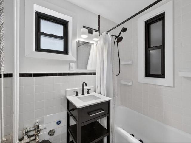 Horatio St Apt C, Manhattan, Property For Sale