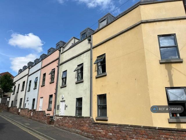 Horfield Road, Bristol, BS2 2 bed flat to rent £1,580 pcm £365 pw