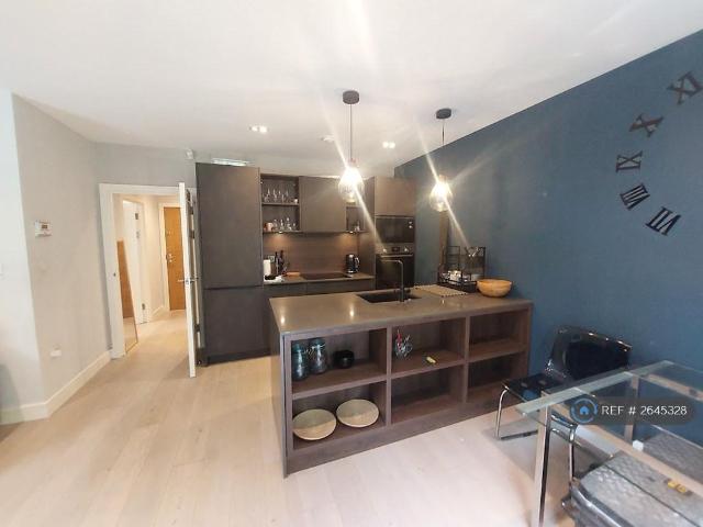 Horizon Apartments, South Croydon, CR2 1 bed flat to rent £1,550 pcm £358 pw