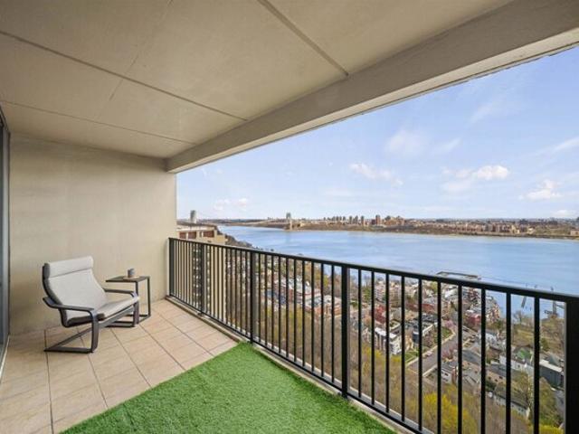 Horizon Rd Apt,fort Lee, Condo For Sale
