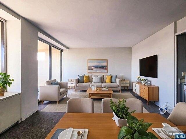 Horizon Rd Apt,fort Lee, Property For Sale
