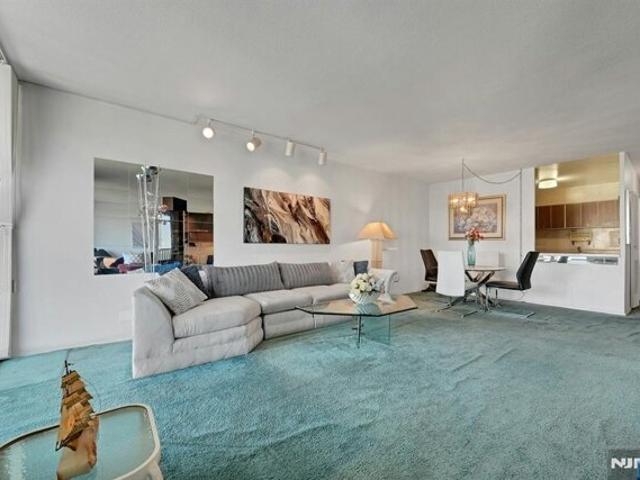 Horizon Rd Apt,fort Lee, Property For Sale