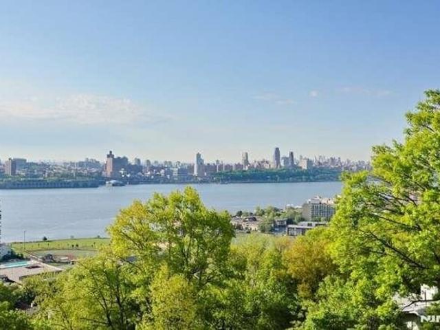 Horizon Rd Apt,fort Lee, Property For Sale