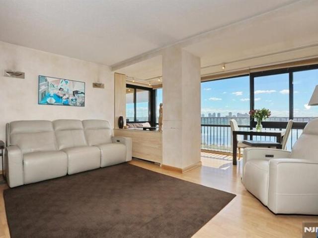 Horizon Rd Apt,fort Lee, Property For Sale
