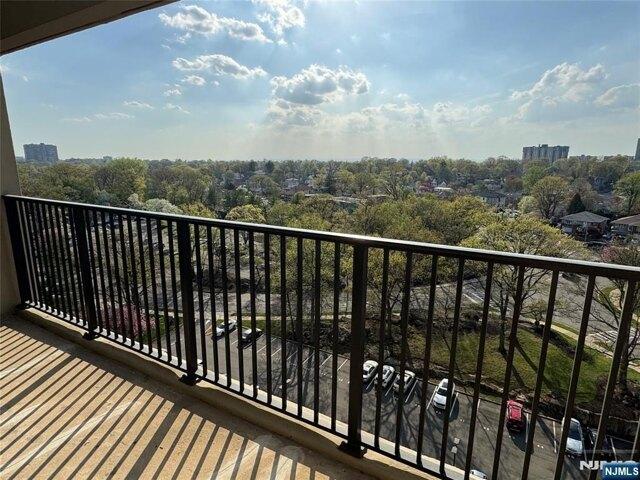 Horizon Rd Apt,fort Lee, Property For Sale
