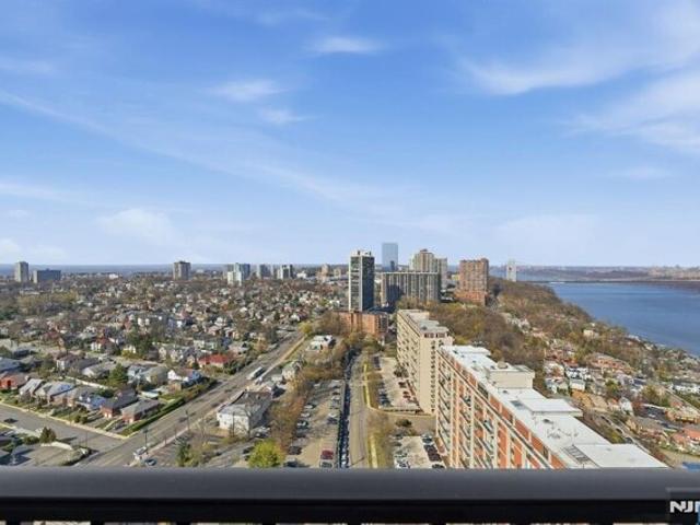Horizon Rd Apt,fort Lee, Property For Sale