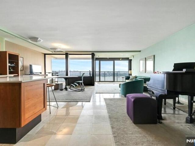 Horizon Rd Apt,fort Lee, Property For Sale