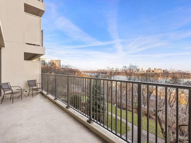 Horizon Rd Apt G, Fort Lee, Condo For Sale