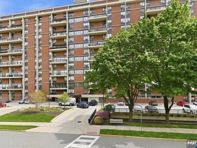 Horizon Rd Apt G, Fort Lee, Property For Sale