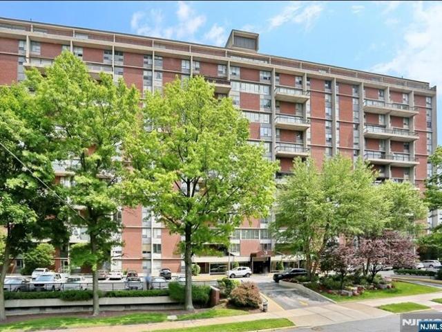 Horizon Rd Apt G, Fort Lee, Property For Sale