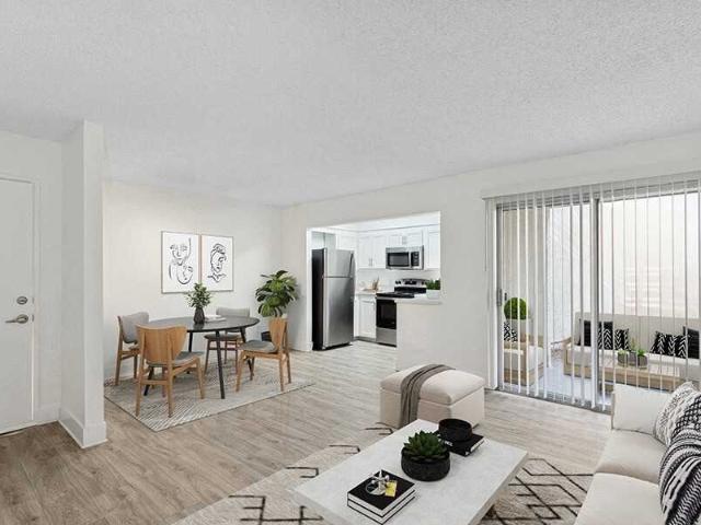 Horizon Studio Apartment for Rent at 2414 N Tustin Ave, Santa Ana, CA 92705 Cabrillo Park