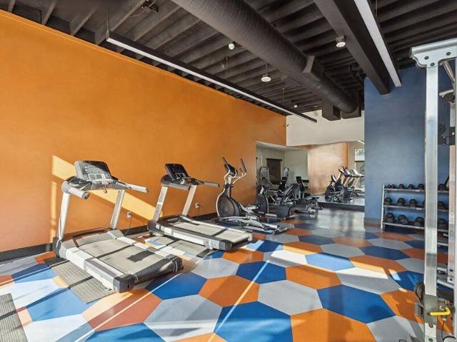 Horizon 2 Bedroom Apartment for Rent at 2414 N Tustin Ave, Santa Ana, CA 92705 Cabrillo Park