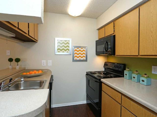 Horizons at Sunridge I 1 Bedroom Apartment for Rent at 9001 Meadowbrook Blvd, Fort Worth, TX 76120