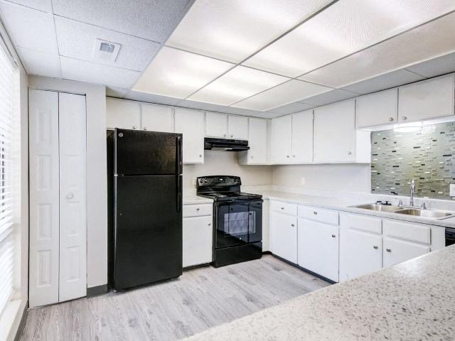 Horizons East 2 Bedroom Apartment for Rent at 505 N Rock Rd, Wichita, KS 67206