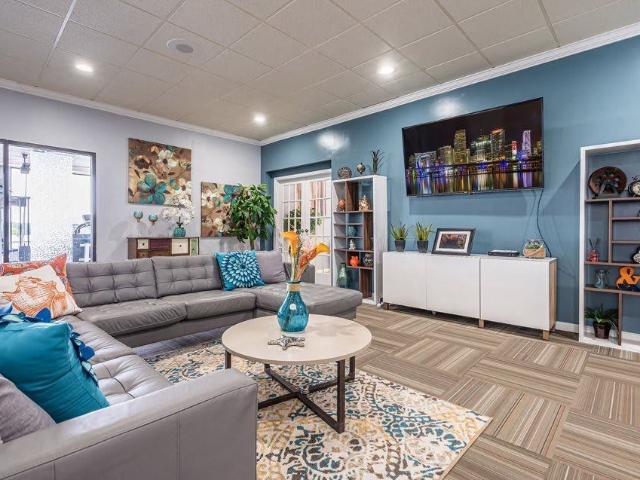 Horizons North 1 Bedroom Apartment for Rent at 665 Ives Dairy Rd, Ives Estates, FL 33179 California Club