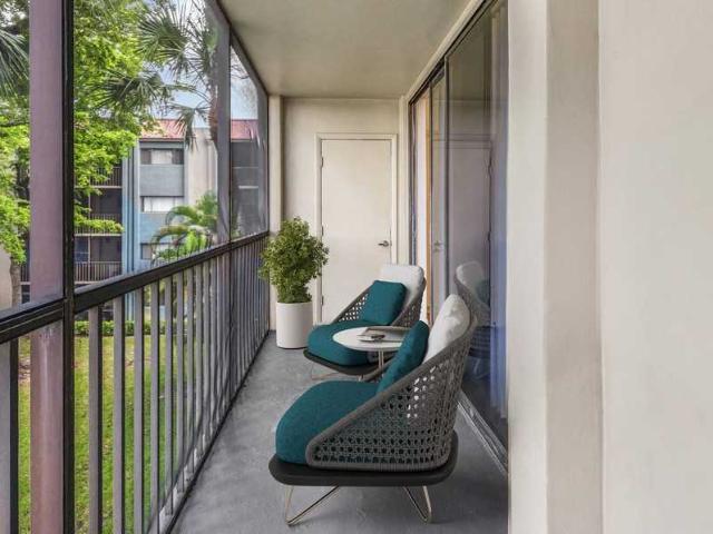 Horizons North 3 Bedroom Apartment for Rent at 665 Ives Dairy Rd, Ives Estates, FL 33179 California Club