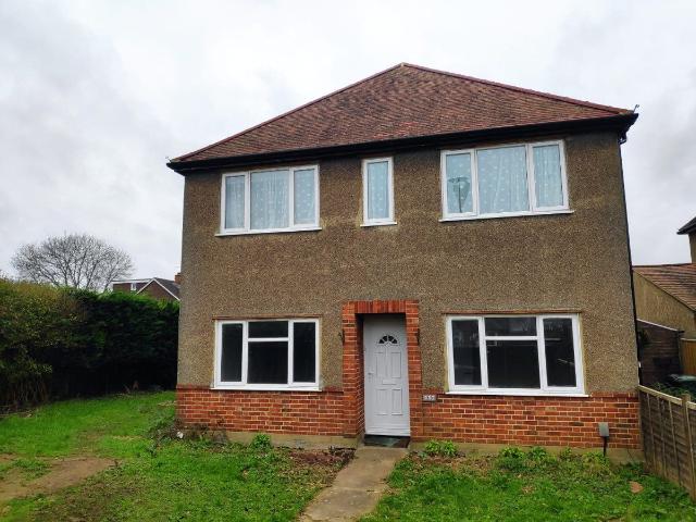 Horley Road, Redhill RH1, 2 bed maisonette to rent, £1,500 pcm | PrimeLocation