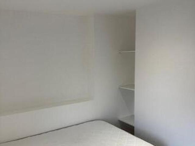Horley Road, Redhill, 1 Bedroom House