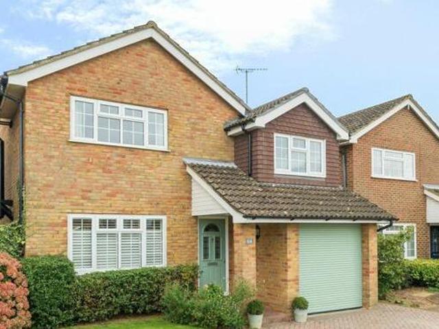 Hormare Crescent, Storrington, 4 Bedroom Detached