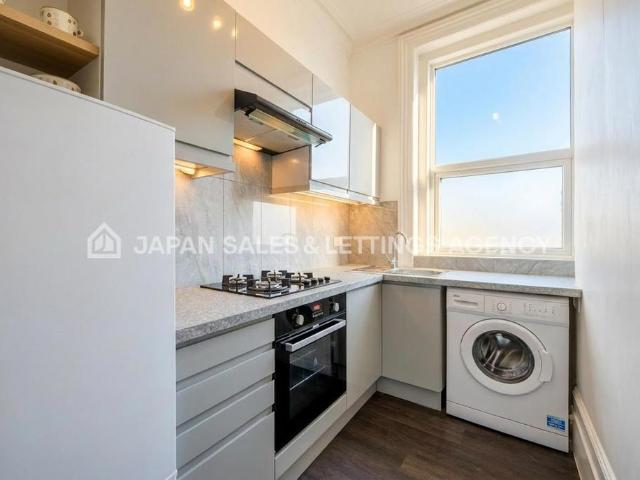 Horn Lane, Acton 1 bed flat to rent £1,850 pcm £427 pw