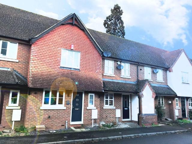 Horn Lane, Stony Stratford, MK11 2 bed terraced house to rent £1,295 pcm £299 pw