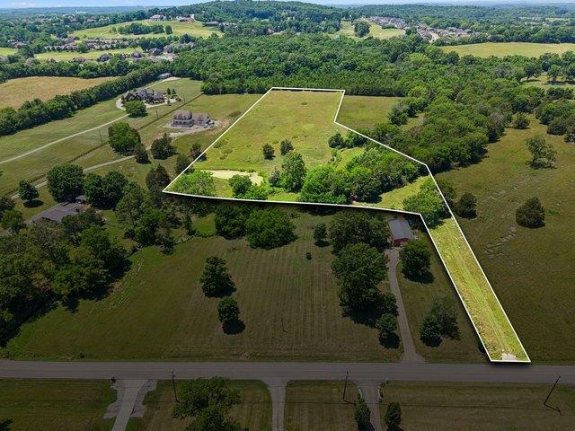 Horn Springs Rd, Lebanon, TN 37087