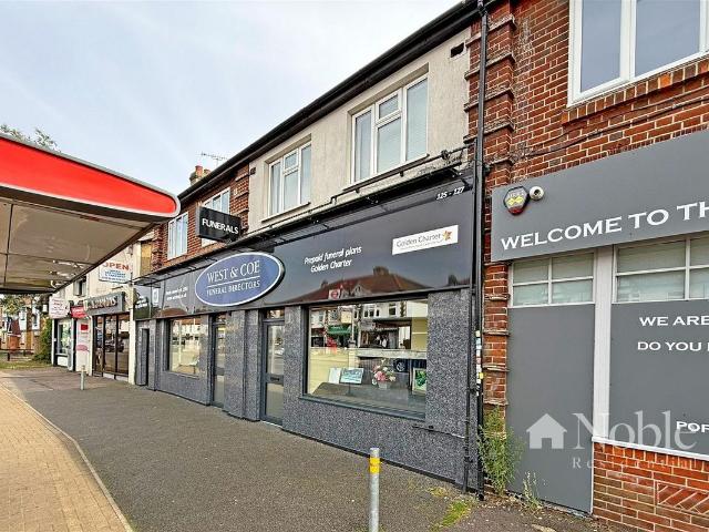 Hornchurch Road, Hornchurch RM12, 2 bed maisonette to rent, £1,500 pcm | PrimeLocation