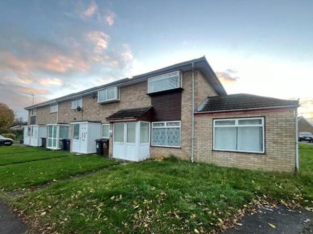 Hornbeam Court, The Arbours, 2 Bedroom End