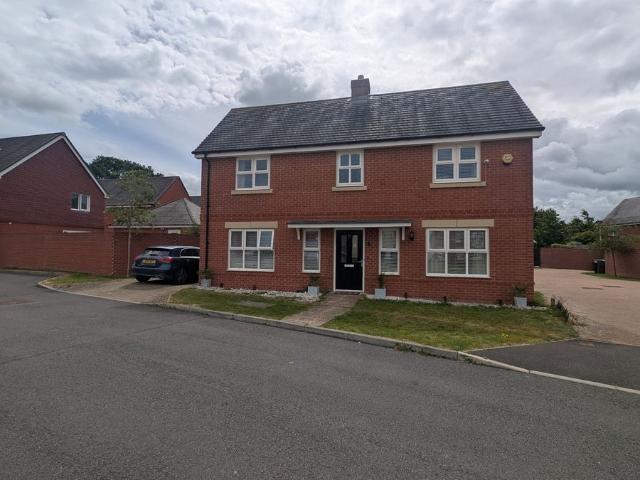 Hornbeam Close, Andover, Hampshire SP11, 4 bed property to rent, £2,100 pcm | PrimeLocation