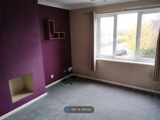 Hornbeam Close, Leighton Buzzard LU7, 1 bed flat to rent, £950 pcm | PrimeLocation
