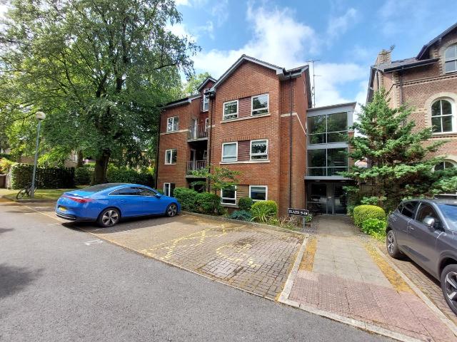 Hornby Lodge, Prestwich Park Road South, Prestwich M25, 2 bed flat to rent, £1,500 pcm | PrimeLocation