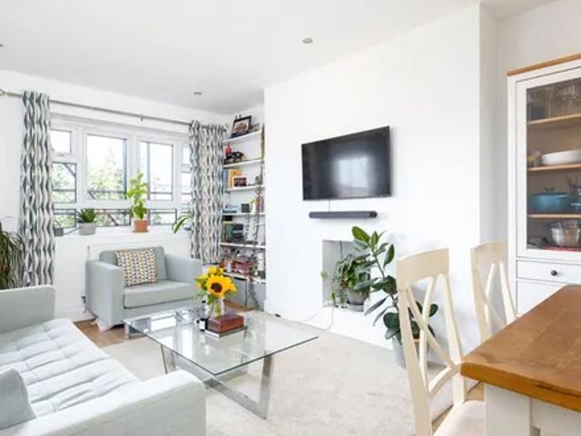 Horne Way, London, SW15 1HT, United Kingdom | 2 bed house for rent #125105290 | Rentberry