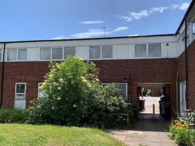 Horners Croft, Wolverton, 2 Bedroom Maisonette