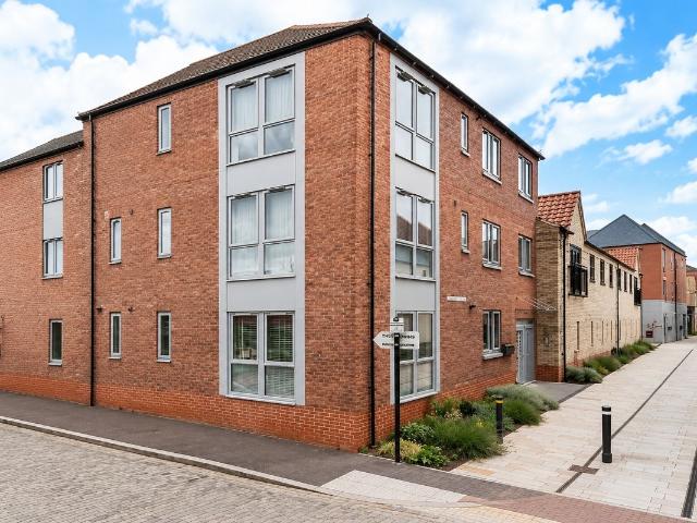 Horners Square, Hull, East Riding Of Yorkshi HU1, 2 bed flat to rent, £975 pcm | PrimeLocation
